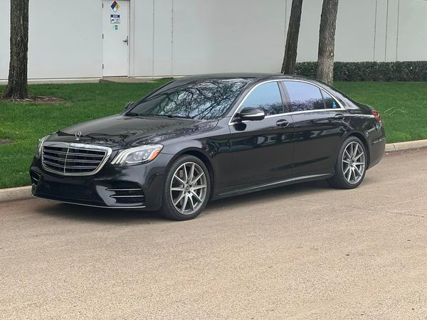 Mercedes S-560