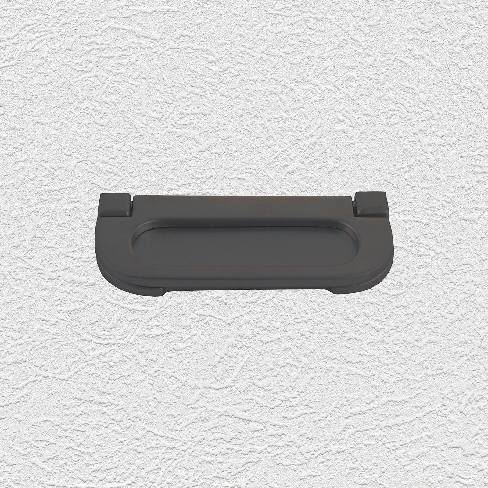 domino-brass-surface-mount-finger-pull-handle-80x35mm