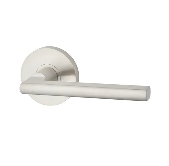 bluespec-linear-stainless-steel-door-lever-large-round-rose-d65mm