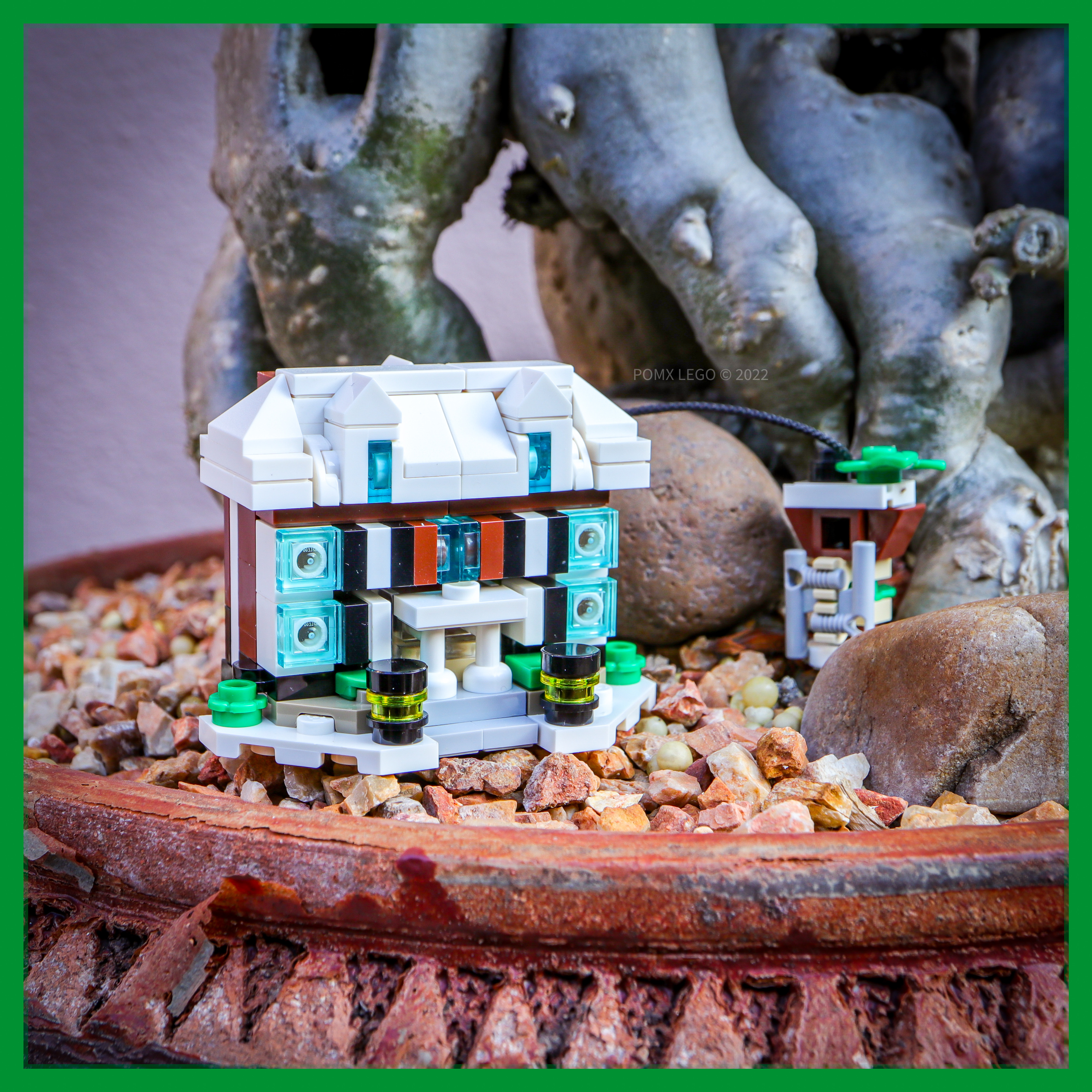 LEGO MOC-100574 Micro Home Alone House by pomx | Rebrickable - Build ...