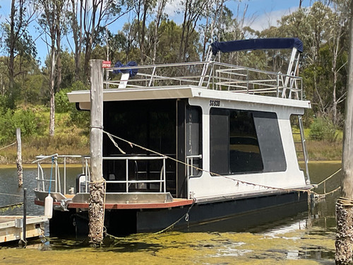 2012 Custom Houseboat | Elite Boat Sales