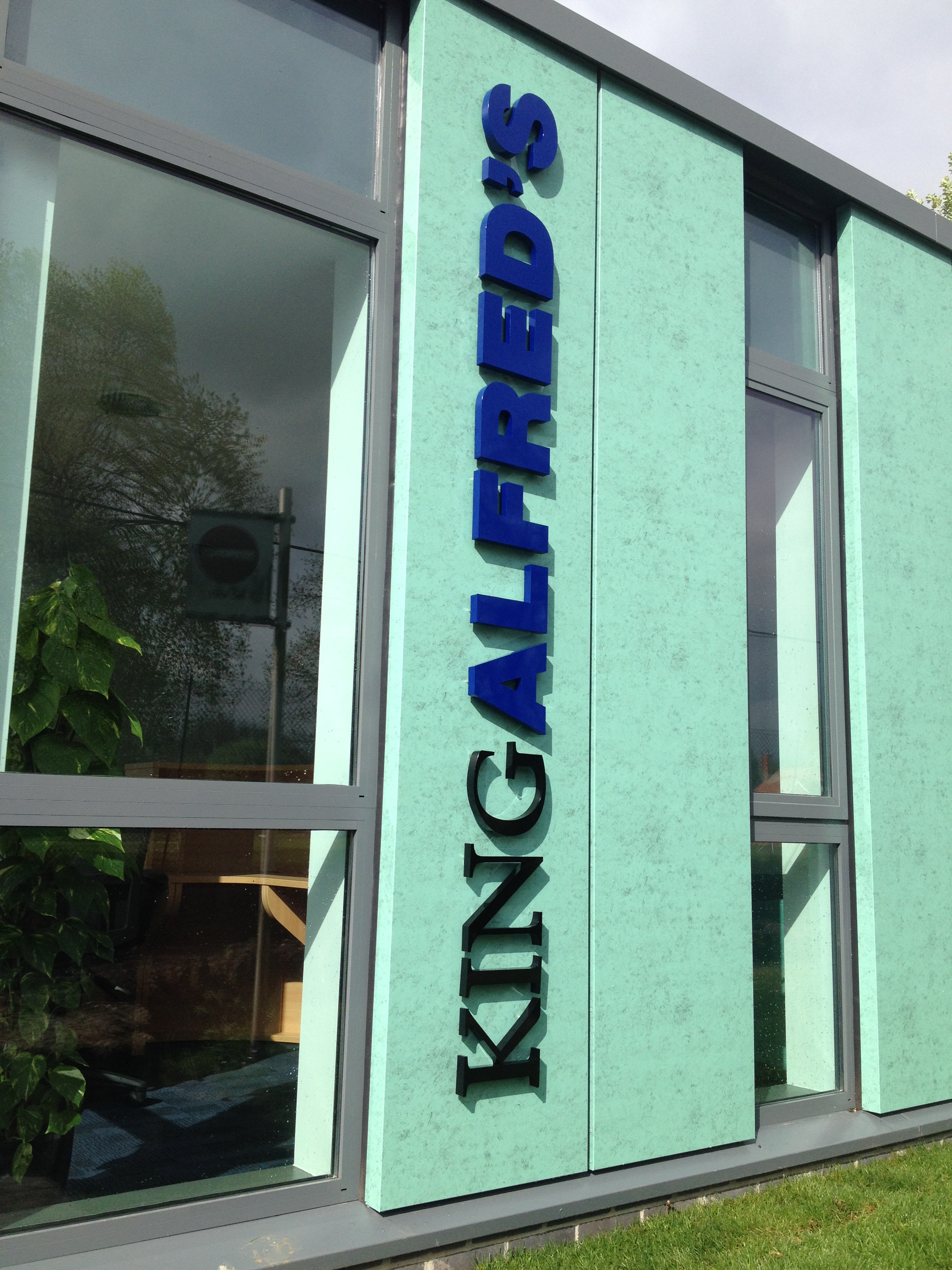 Hanman Split - Signs, Printing, Labels, Engraving and Engineering