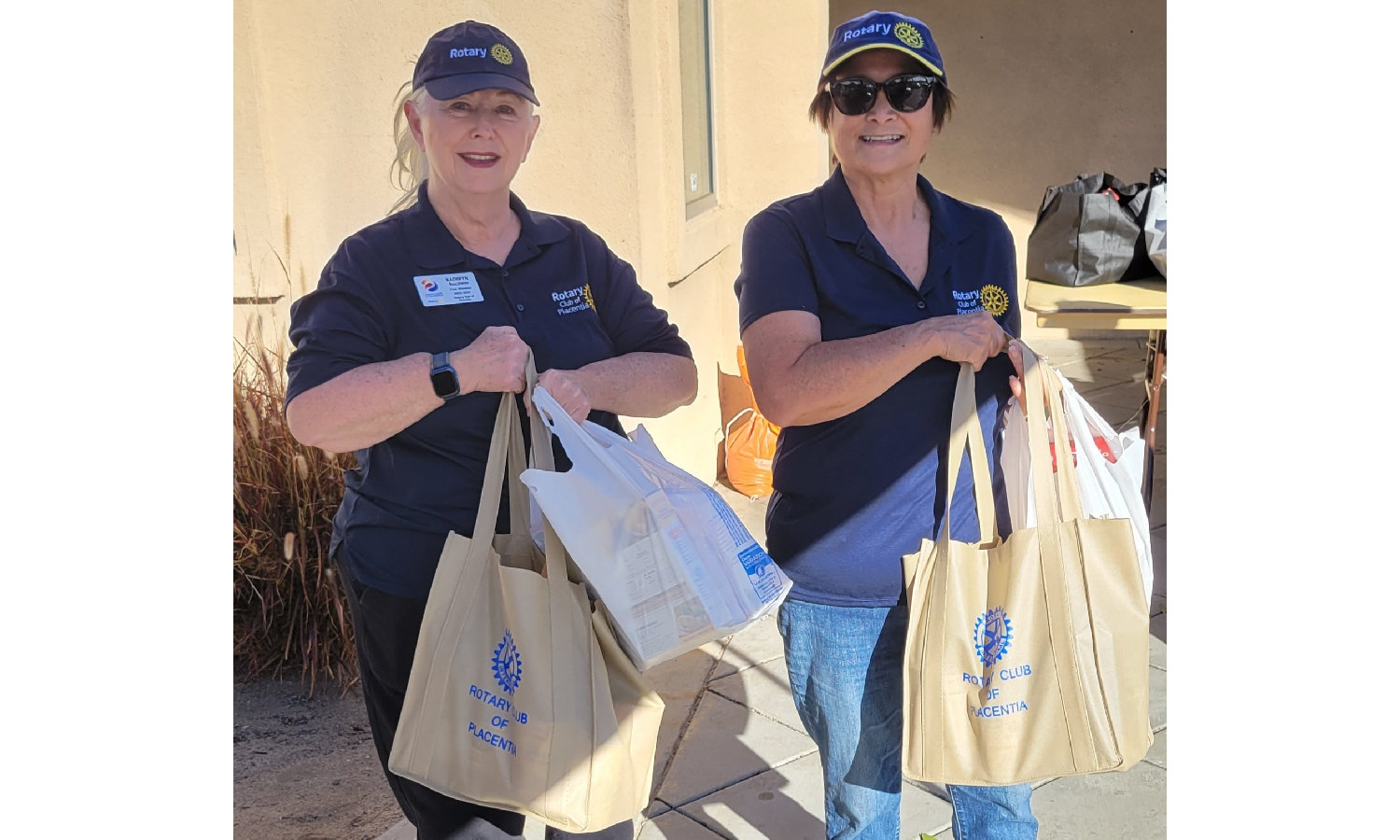 Rotary Helps with Thanksgiving Food Distribution