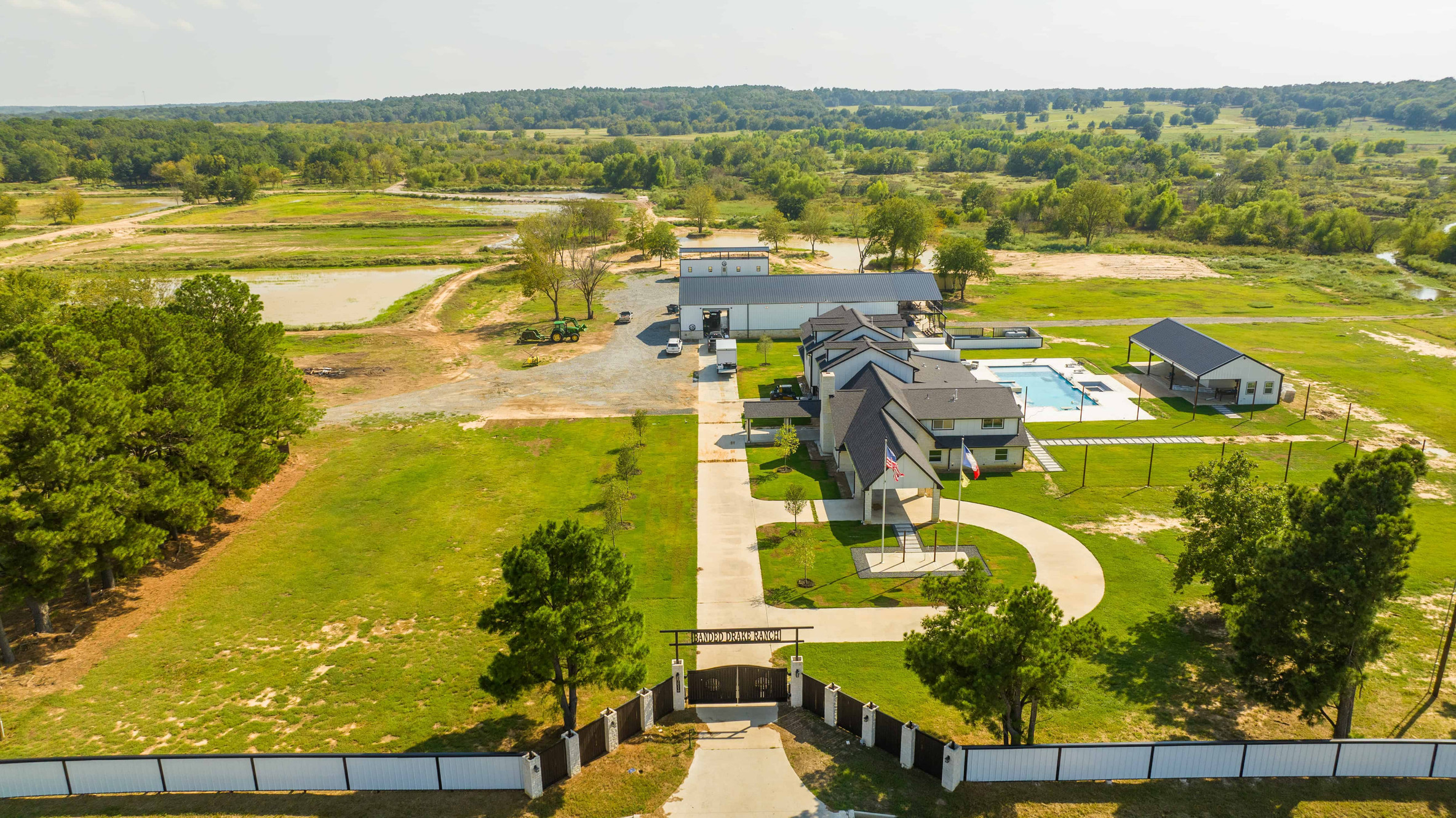 Banded Drake Ranch | Premier North Texas Duck Hunting Club