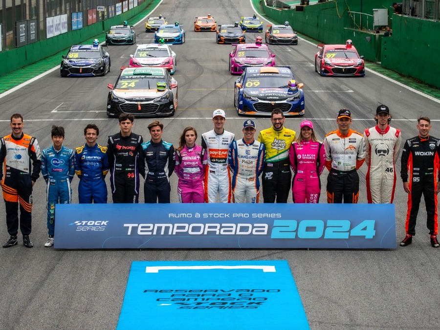 On a tricky weekend at Interlagos, the two women who debuted in 2023 – Kaká Magno and Bruna ...