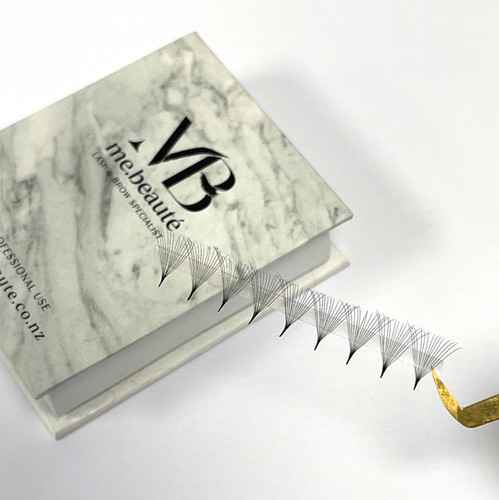 14D (0.03) Ultra-speed Mega Volume Fans | Me.Beaute