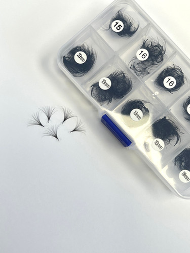 25D (0.03) | Mix Size of Handmade Mega Volume Fans | Me.Beaute