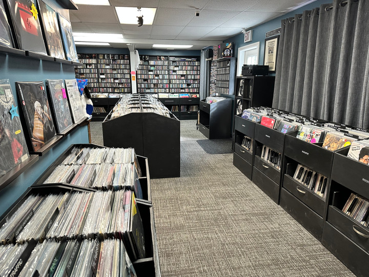 The Infectious Groove | Retail Vinyl Record Store | 76 NH-101A, Amherst ...