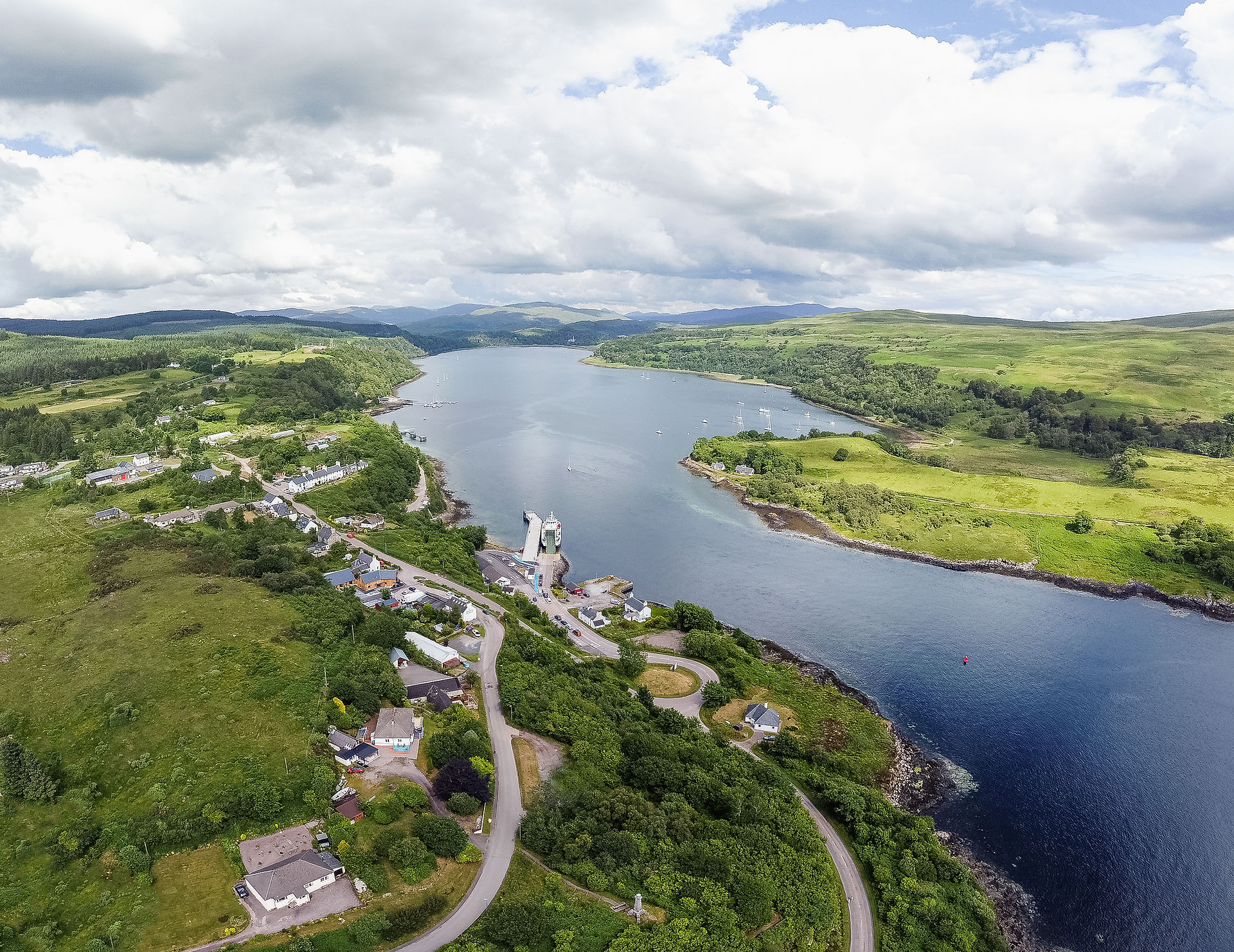 Highland Basecamp Lochaline | Book a Room