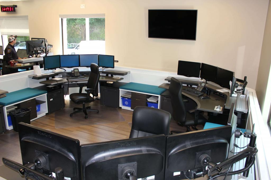 911 Dispatch Workstations | PSAP Furniture