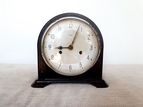 Smiths Enfield Bakelite Mantel Clock | Anna's Art Deco