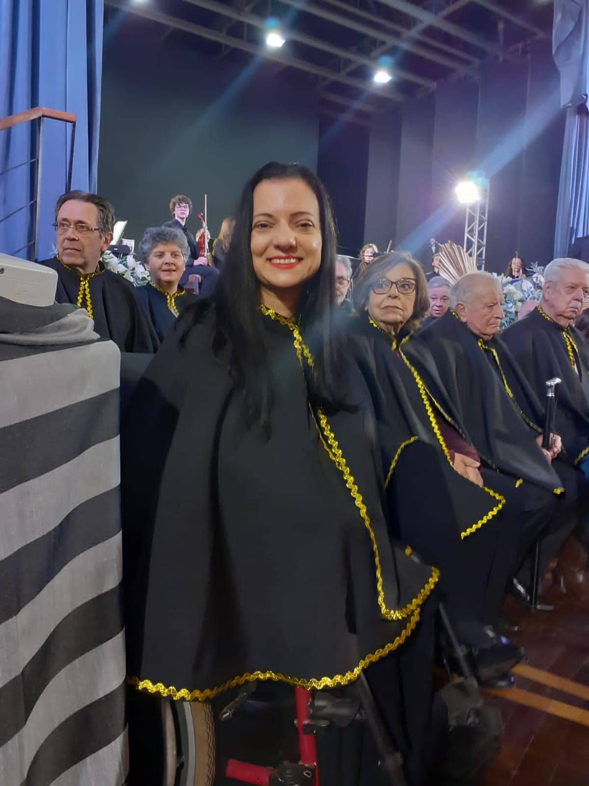 Escritora Jaqueline Machado é condecorada em três Academias de Letras
