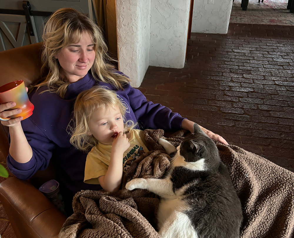 Messy Mornings, Hospital for the Holidays, & Landing on 'Lucky'