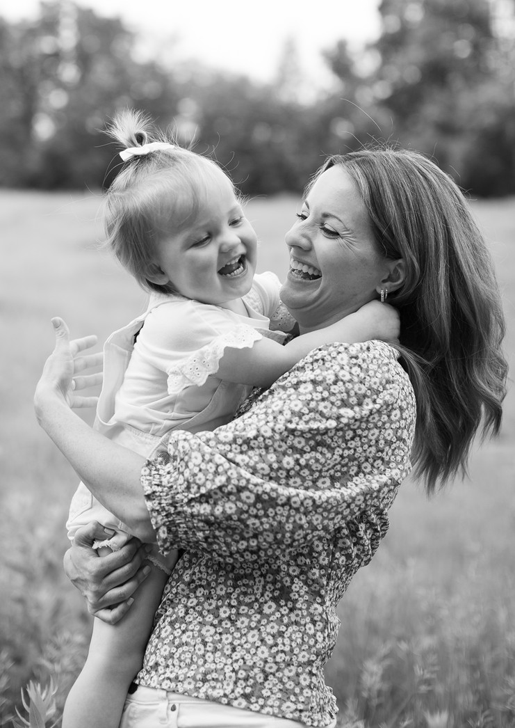 Morgan Barrett | Writer & Family Photographer | Kansas City Area