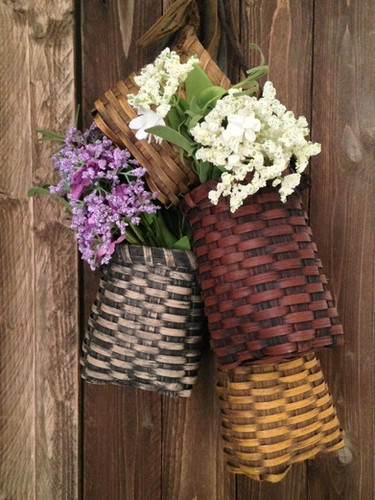 Handcrafted Grungy Hanging Baskets | N.E. Country Barn