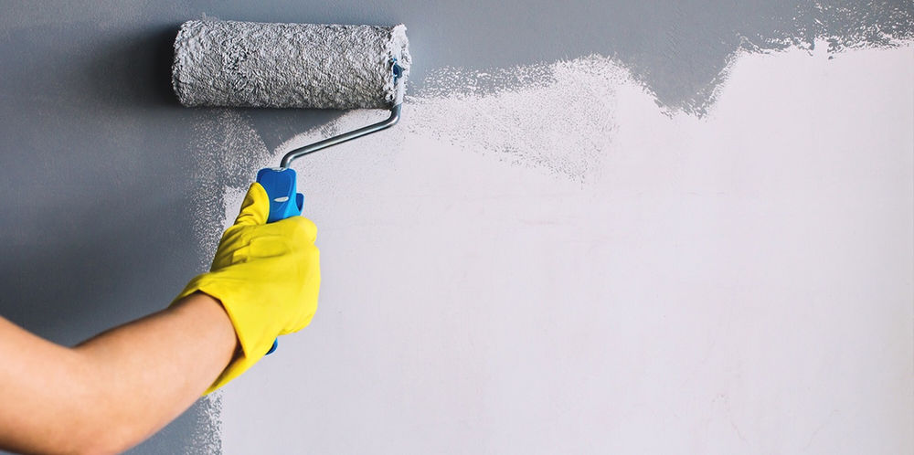 How to paint fresh plaster.