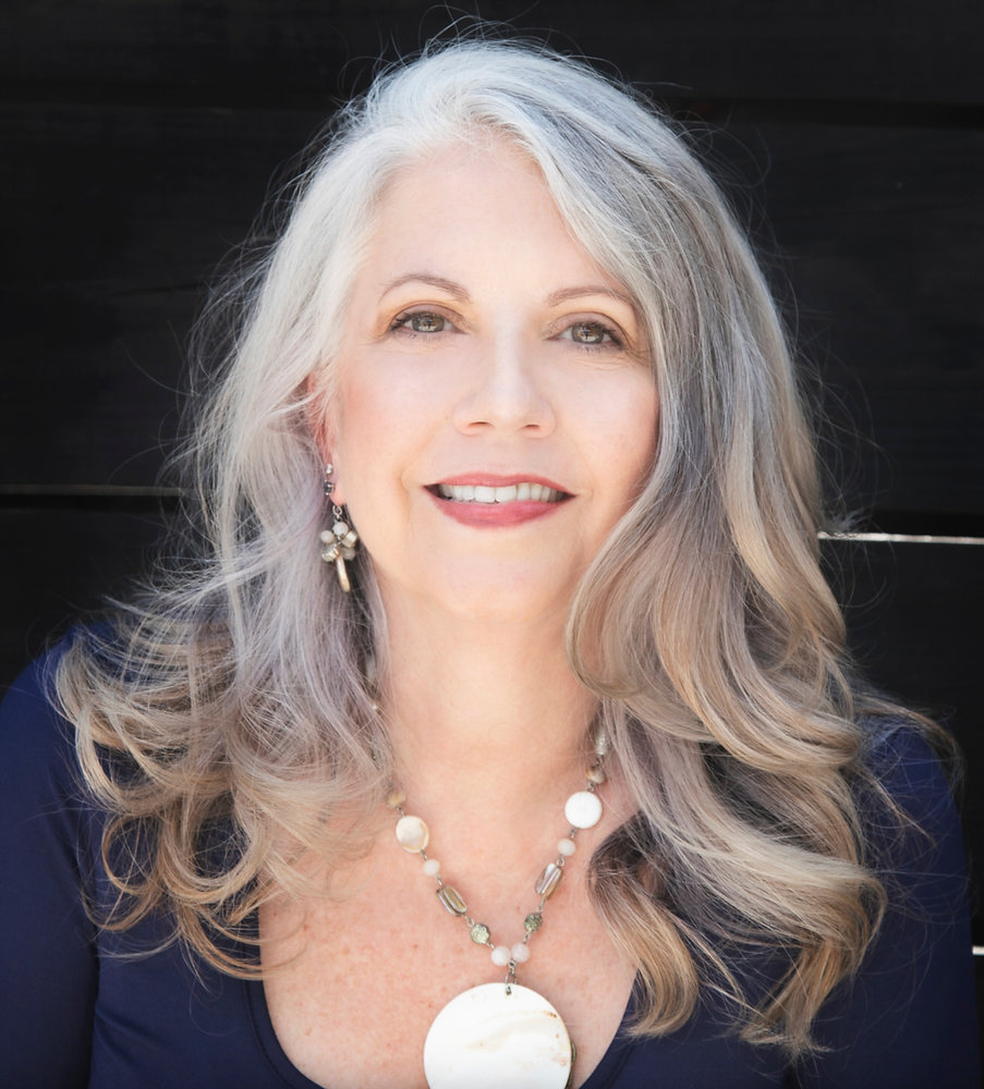 Six Questions with Lynne Marie