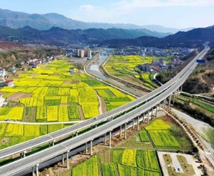 China's expressways lay new path for growth