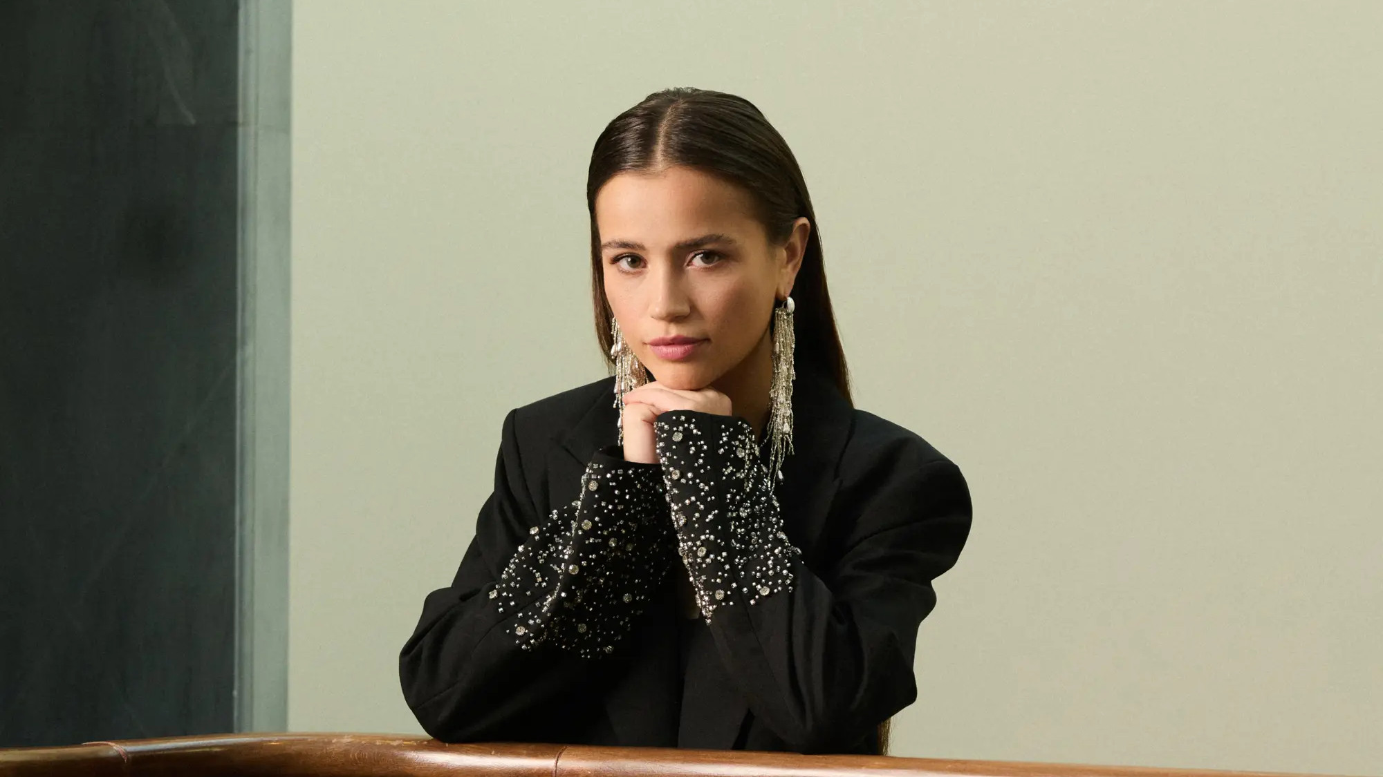 Yagmur Yüksel: Rising Star of Turkish Television and Beloved Online Icon