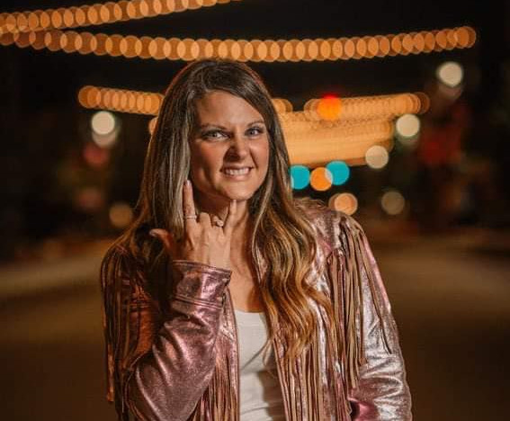 Julia Neville Media | Exclusive Videos & Photos