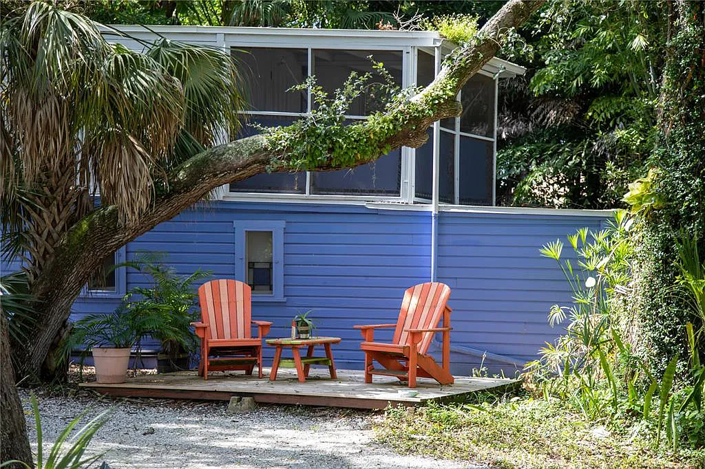 All Aboard - Historic Boathouse and Lighthouse could both be yours for ...