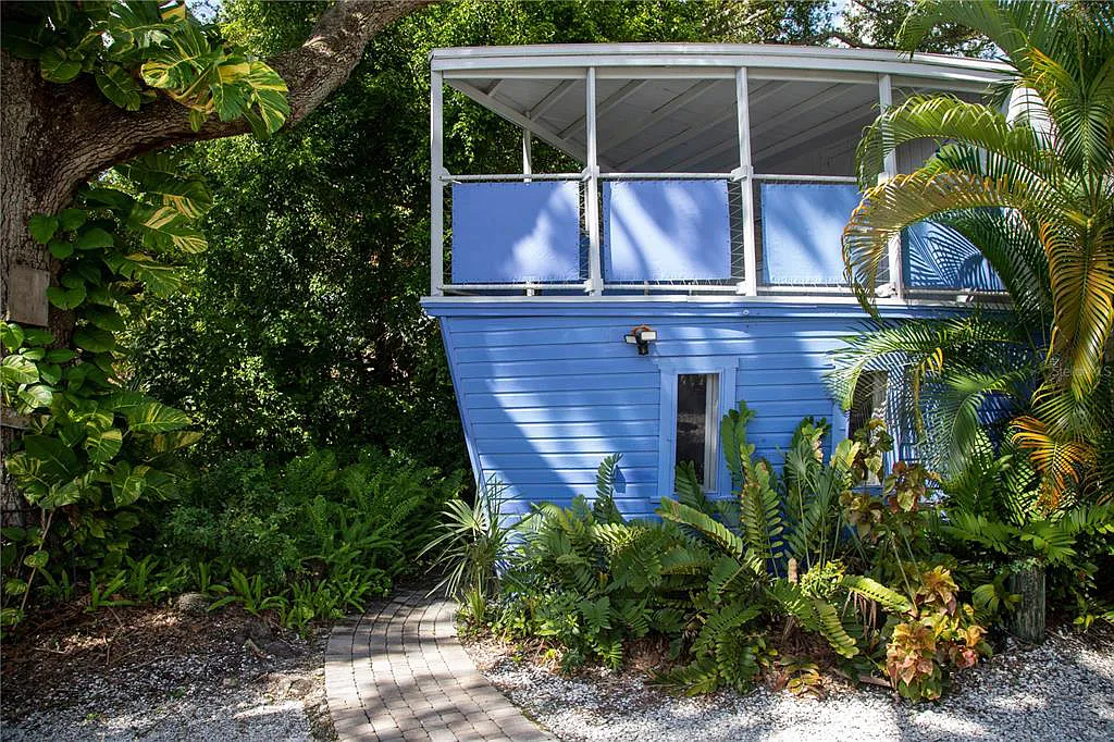 All Aboard - Historic Boathouse and Lighthouse could both be yours for ...