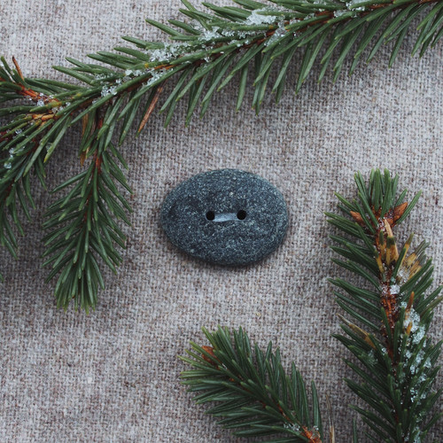 Pebble Stone Button | Via Karelia Crafts