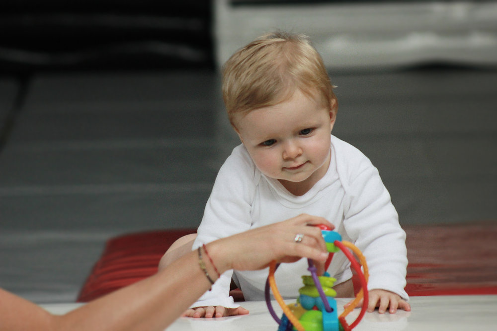 ¿Porque es importante el gateo? 10 factores claves.