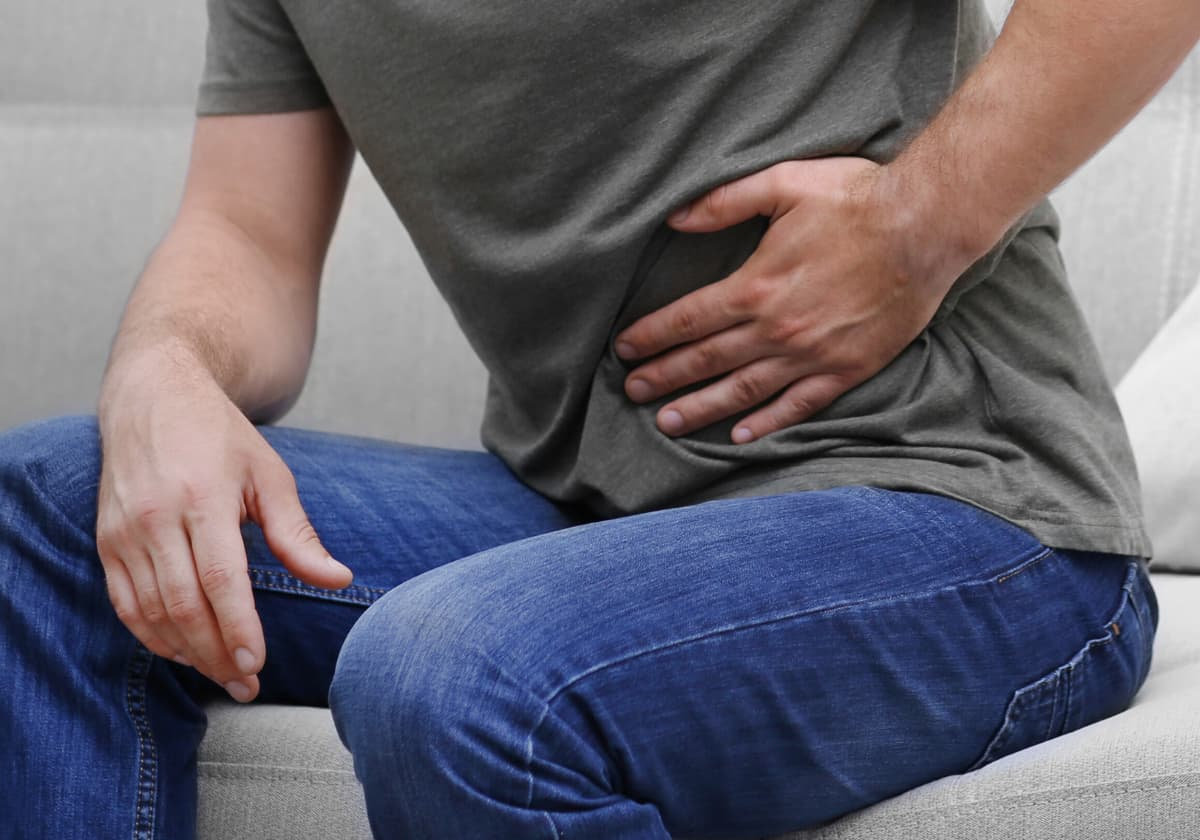 Magsår: symtom, orsak och behandling | Läka & Knodd