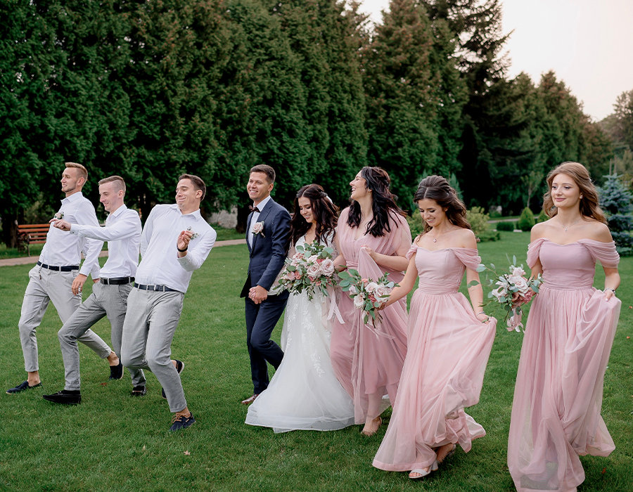 12 Wedding Reception Entertainment Ideas | Biagio