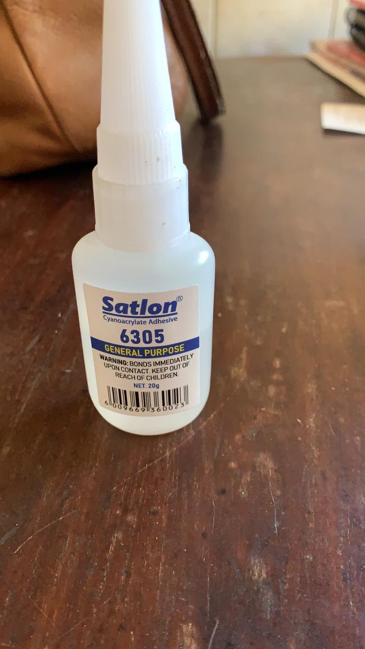 satlon-super-glue-usable-with-clay