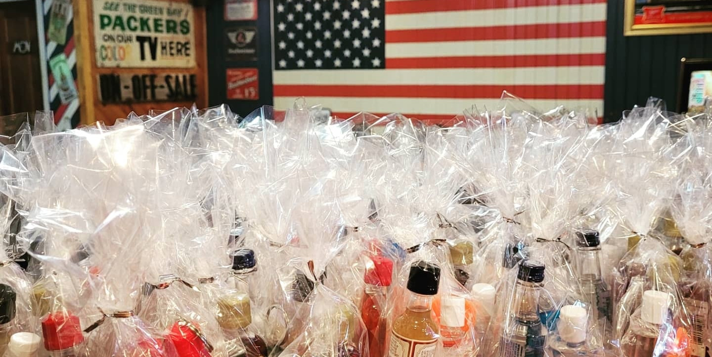 Hotel Bar and Grill | Get a Burger in Turtle Lake, WI USA