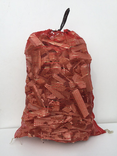 Standard sized net bag of kindling | Tomatin Firewood Ltd