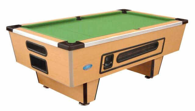 POOL TABLE
