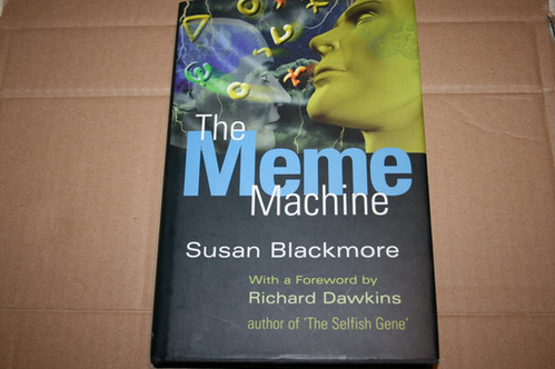 Blackmore, Susan: The Meme machine | Herra Hoo