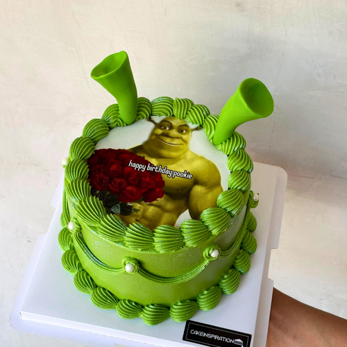 Ogre Vintage Cake with Edible Print | Eggyi.co