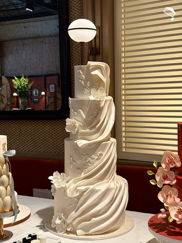 Elegant Draped Dummy Wedding Cake | Cakeinspiraton SG