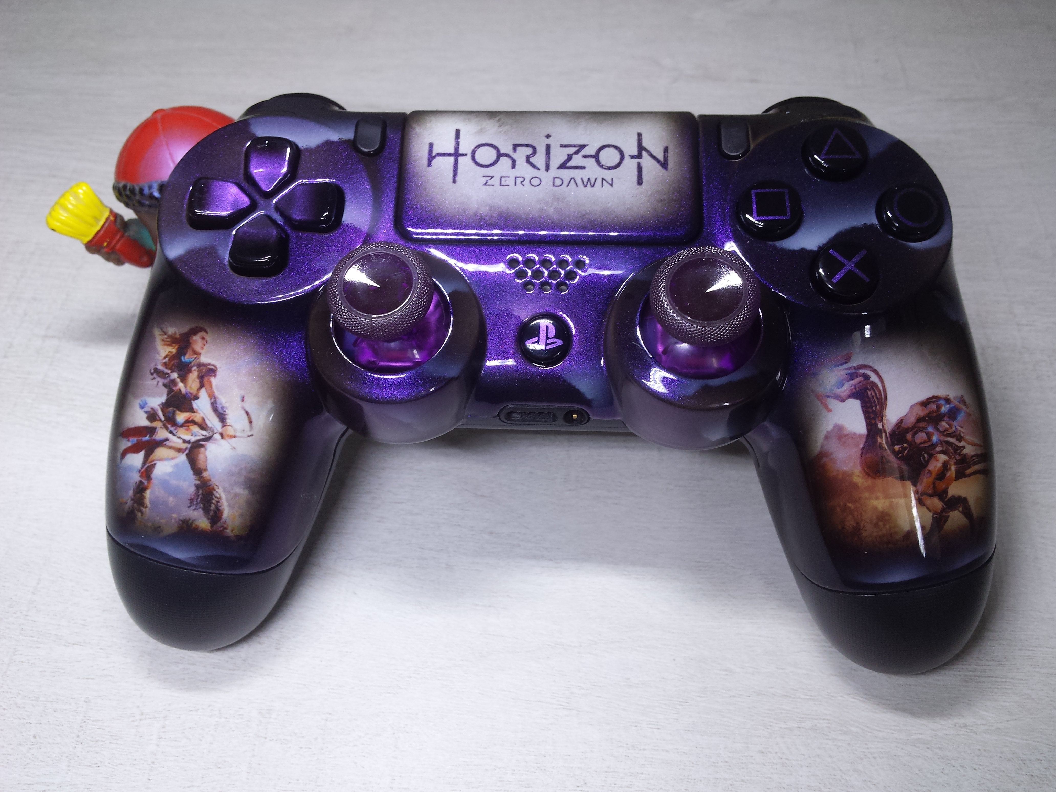 Créations | France | Custom's 64 manette ps4 personnalisée