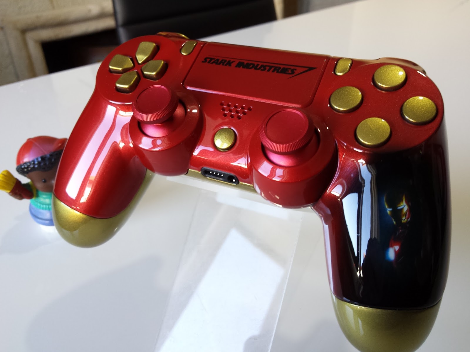 Créations | France | Custom's 64 manette ps4 personnalisée