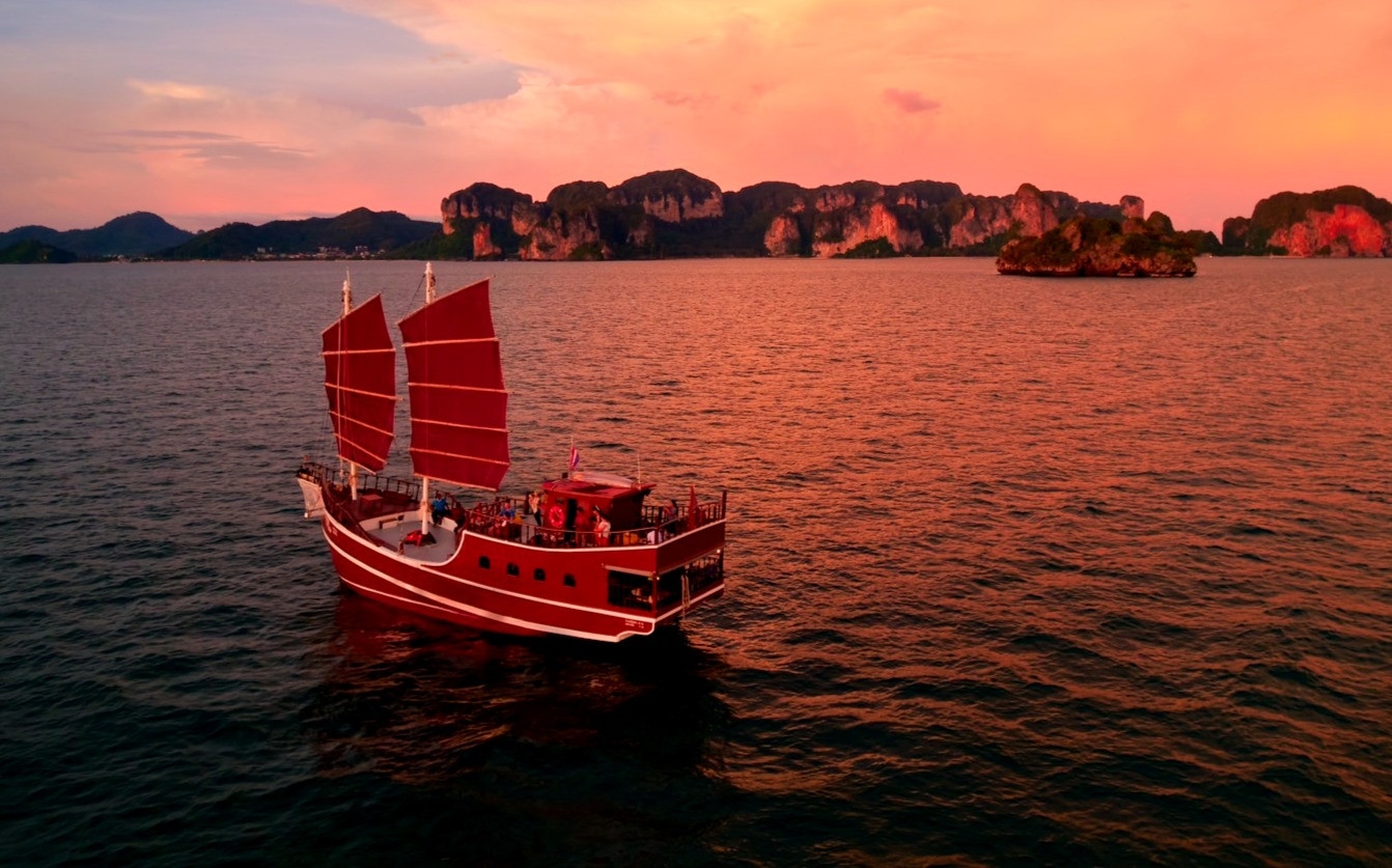 Krabi Sea Delight Sunset Tour by the Junk | Khanom Travel