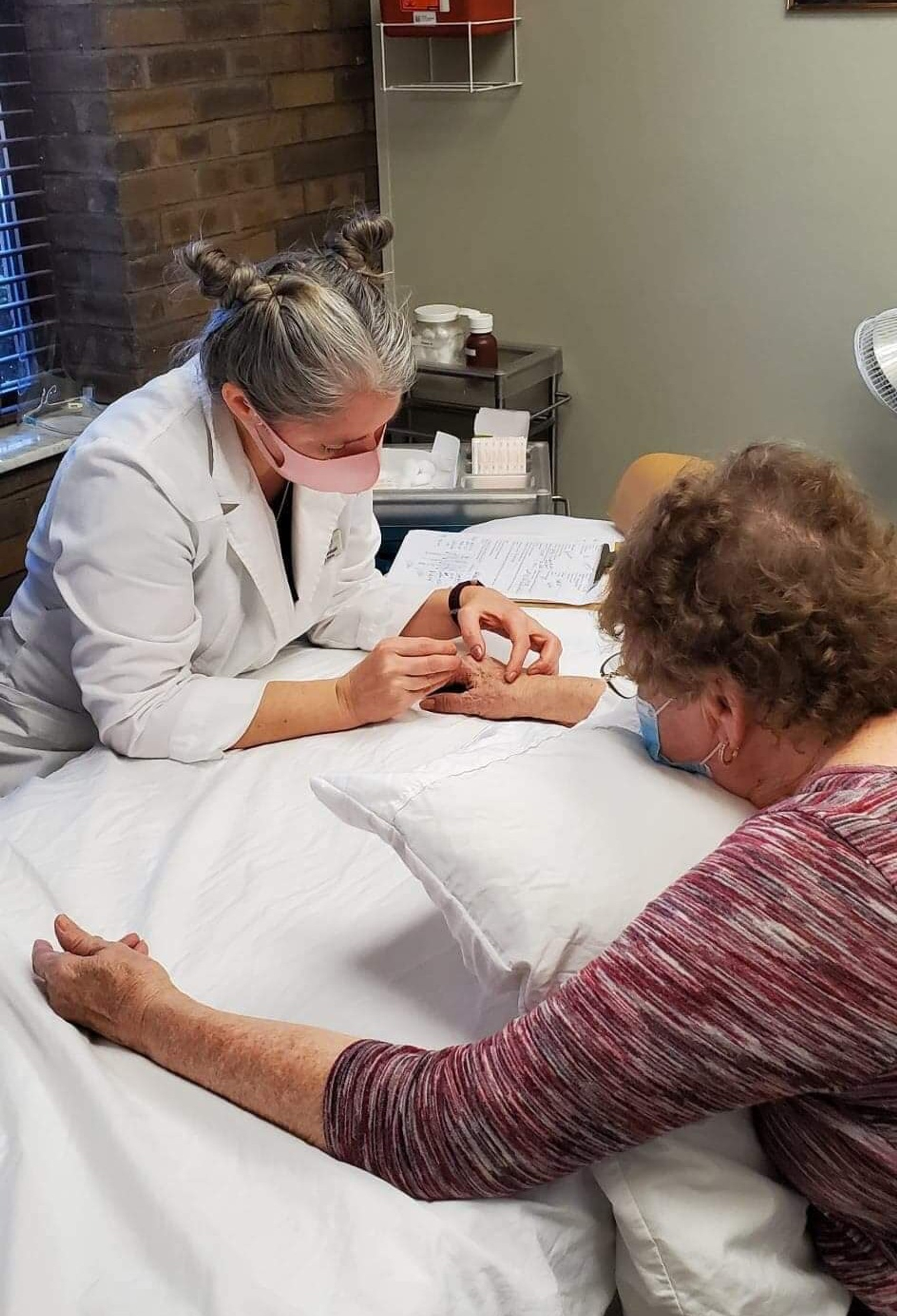 About Michelle | Acupuncturist, Massage Practitioner, Yoga Therapist