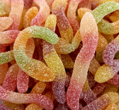 Fizzy Jelly Snakes | BeeSweet