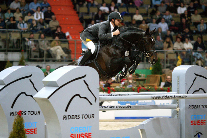 CONTROE | COLORED STALLIONS