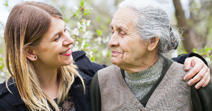 How to Celebrate Spring with Seniors in California