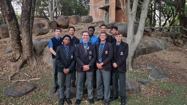 Ferdies Senior Krieketspan Berei Voor vir Brits-toer | The Go-To Guy