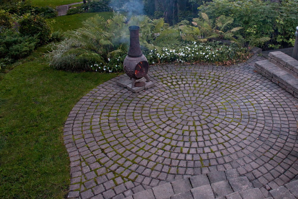 J & D Penner | Patio | Winnipeg