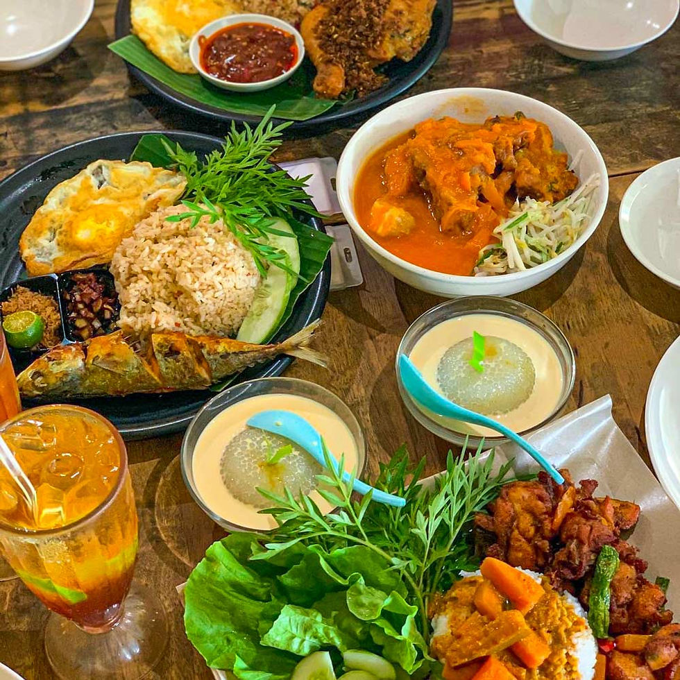 Popular lunch spots in Kuching