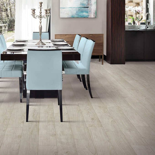Kemper Oak Laminate Flooring, Free Sample | Mohawk Home Samples