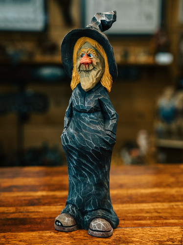 Hilda the Witch | Van Kelly Carvings