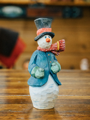 Windy Snowman | Van Kelly Carvings